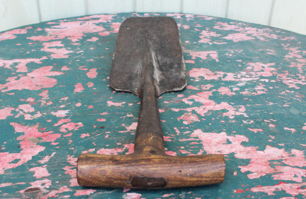 Vintage Rare Strawberry or Planting Spade – garden-artefacts